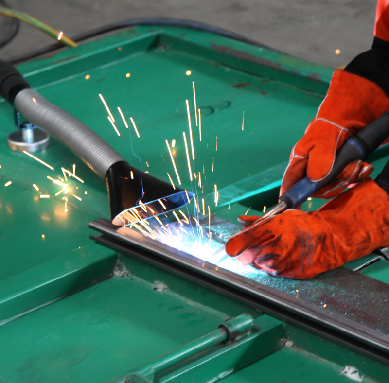 Direct extraction of welding fumes: source capture overview