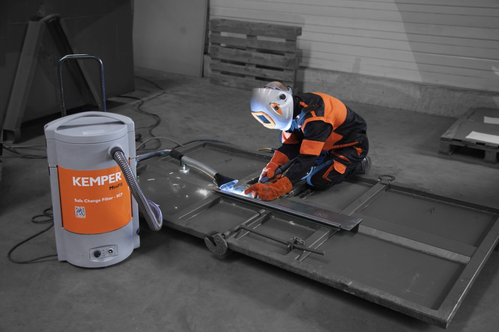 Local extraction during welding: The welders should pay attention to ...